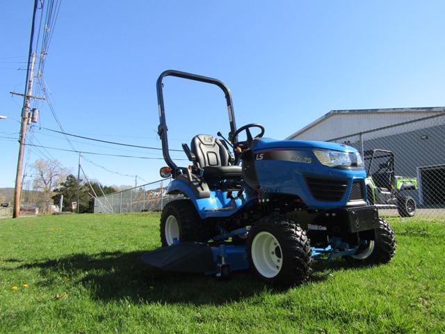 LS MT125 4WD Tractor with Mower | neatvsales.com | neatvsales.com