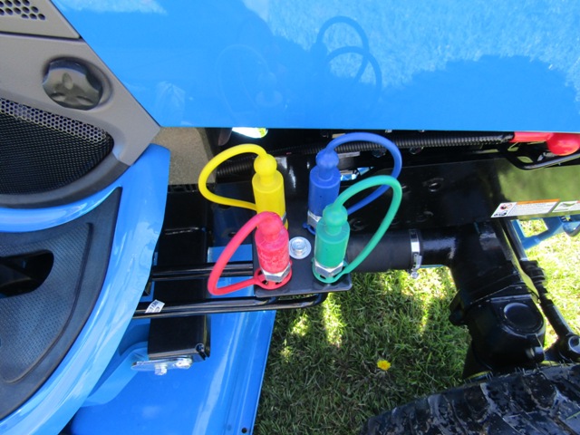 LS MT125 4WD Tractor with Mower | neatvsales.com | neatvsales.com