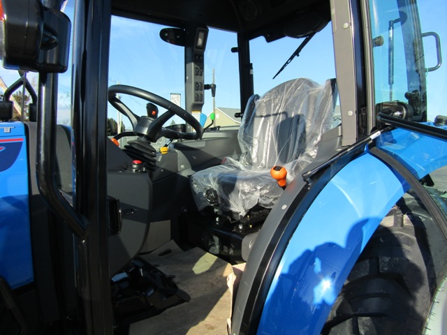 LS MT232HC 4WD Cab Tractor with Loader | neatvsales.com | neatvsales.com