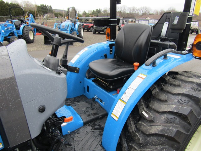 LS Tractor MT240HE Tractor / Loader 4wd | neatvsales.com | neatvsales.com