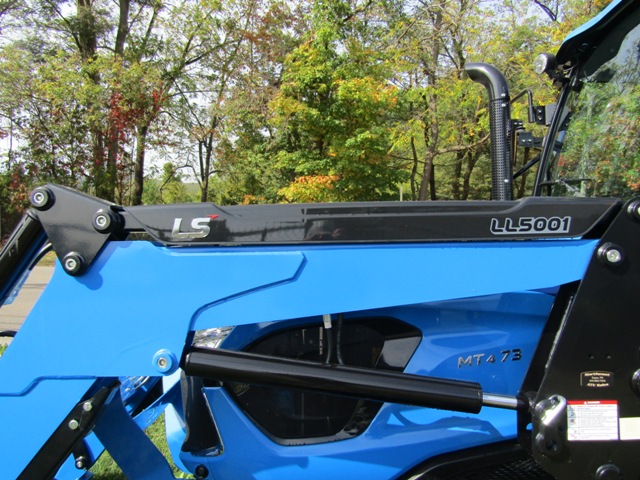 LS MT473CPS 4WD Cab Tractor with Loader | neatvsales.com | neatvsales.com