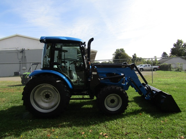 LS MT473CPS 4WD Cab Tractor with Loader | neatvsales.com | neatvsales.com