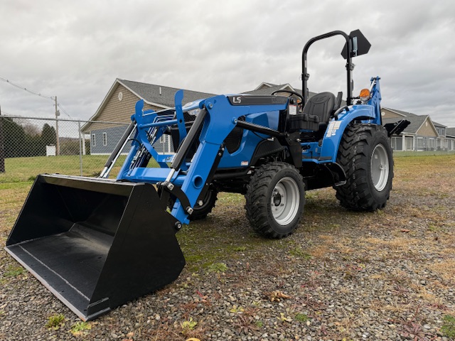 LS MT232H 4WD Tractor with Loader and Backhoe | neatvsales.com ...