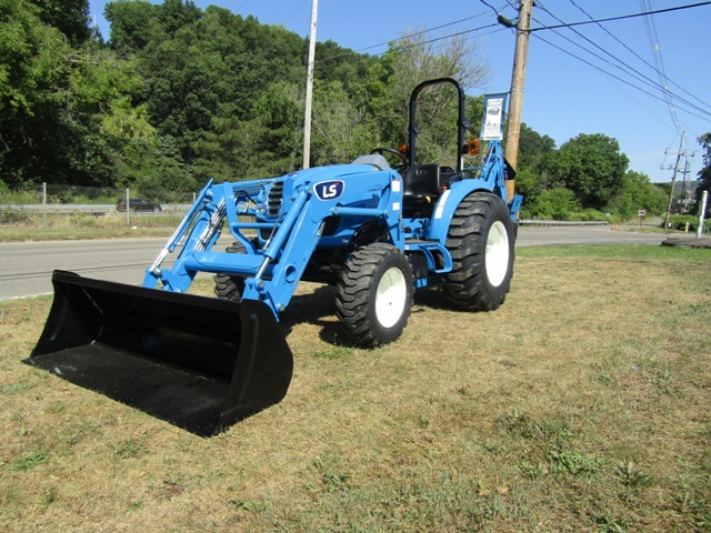 LS MT345HE 4WD Tractor with Loader and Backhoe | neatvsales.com ...