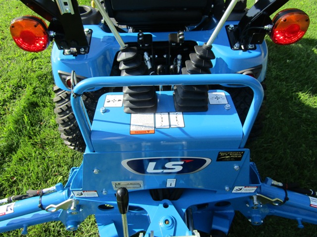 LS Tractor MT125 Tractor / Loader / Backhoe 4x4 | neatvsales.com ...