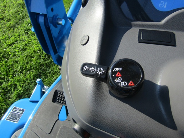 LS MT125 4WD Tractor with Loader and Mower | neatvsales.com ...