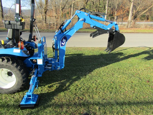 LS MT225S 4WD Tractor with Loader and Backhoe with Thumb | neatvsales ...