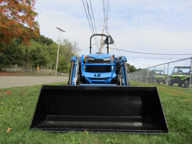 LS MT242HE 4WD Tractor with Loader | neatvsales.com | neatvsales.com